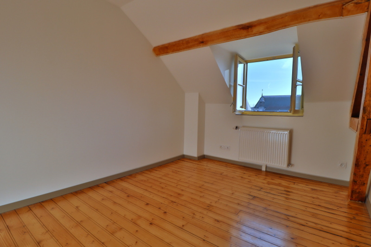 Apartment rental 3 rooms 55m² à 619€ Troyes (10000)