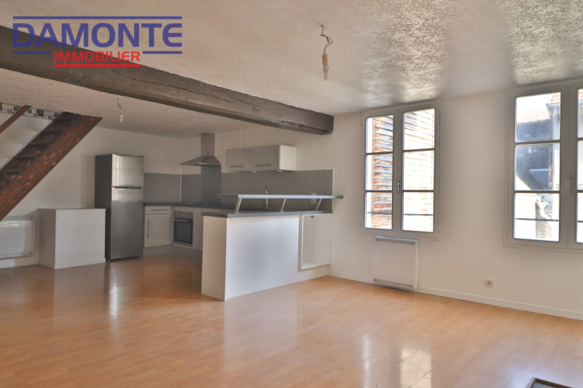 Logement t2 à louer de... - Troyes - Location appartement - ImmoJeune